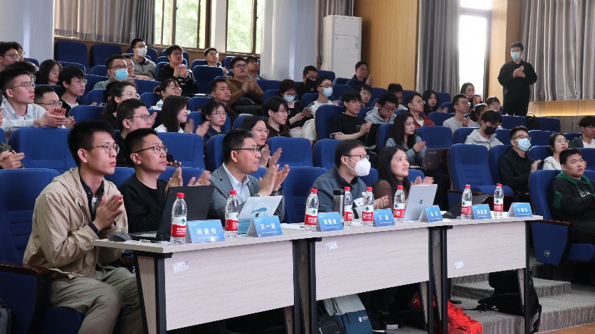 AI+先进分子动力学研讨会在我校举行-材料学院